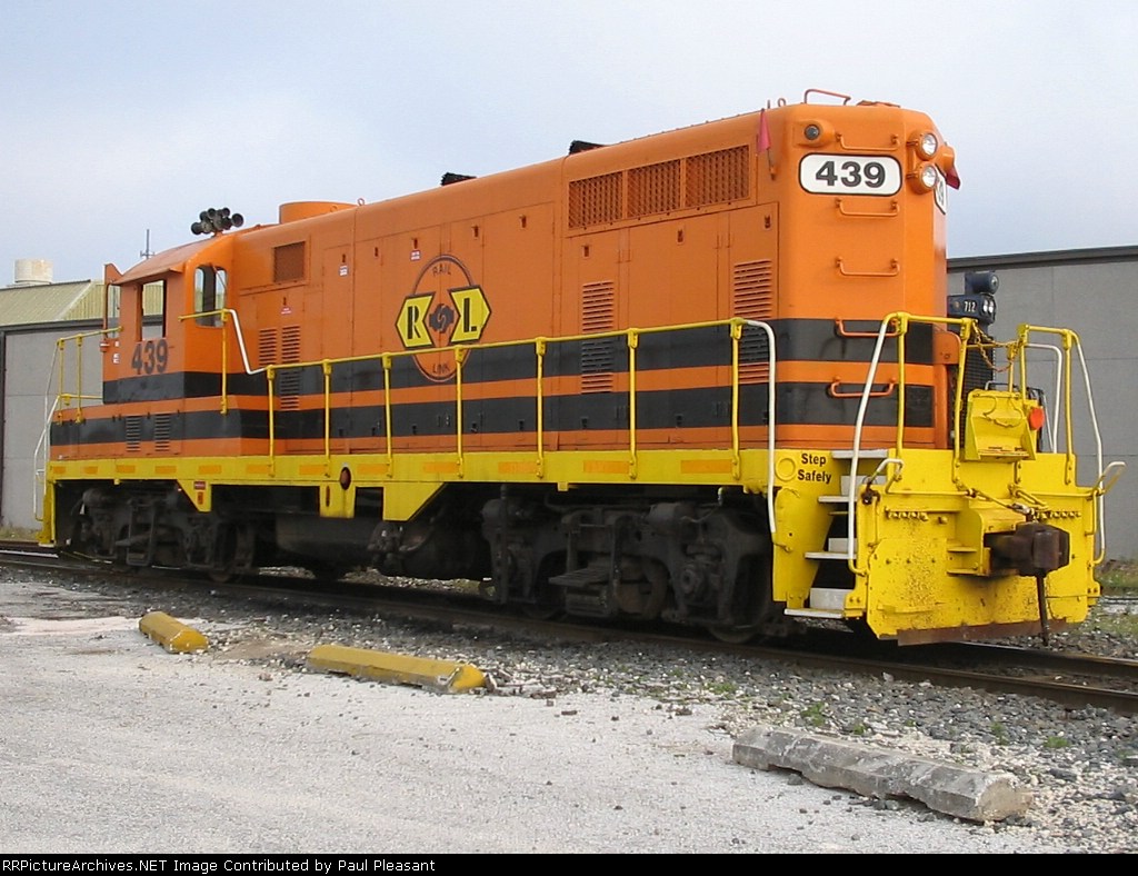 Rear Angle View of RLIX 439